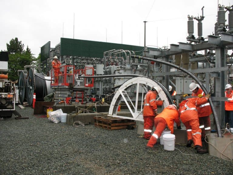 Cable Pull Calculations - Installing & Pulling Heavy Cables LV MV HV