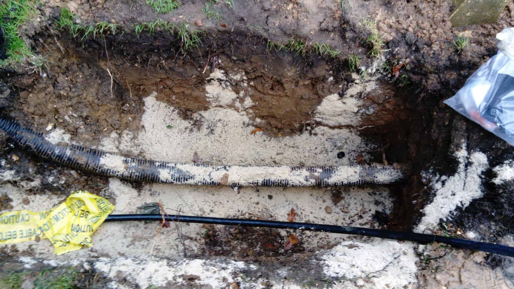 Insulated Tools & Live Cable Jointing | IEC 60900 Insulated Tools