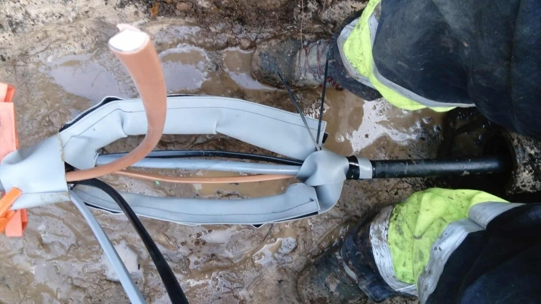 Insulated Tools & Live Cable Jointing | IEC 60900 Insulated Tools