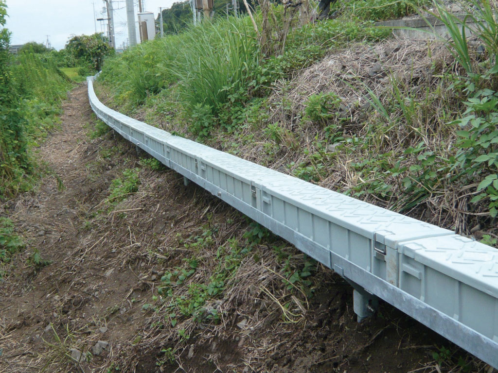 Cable Trough - Power and Cables