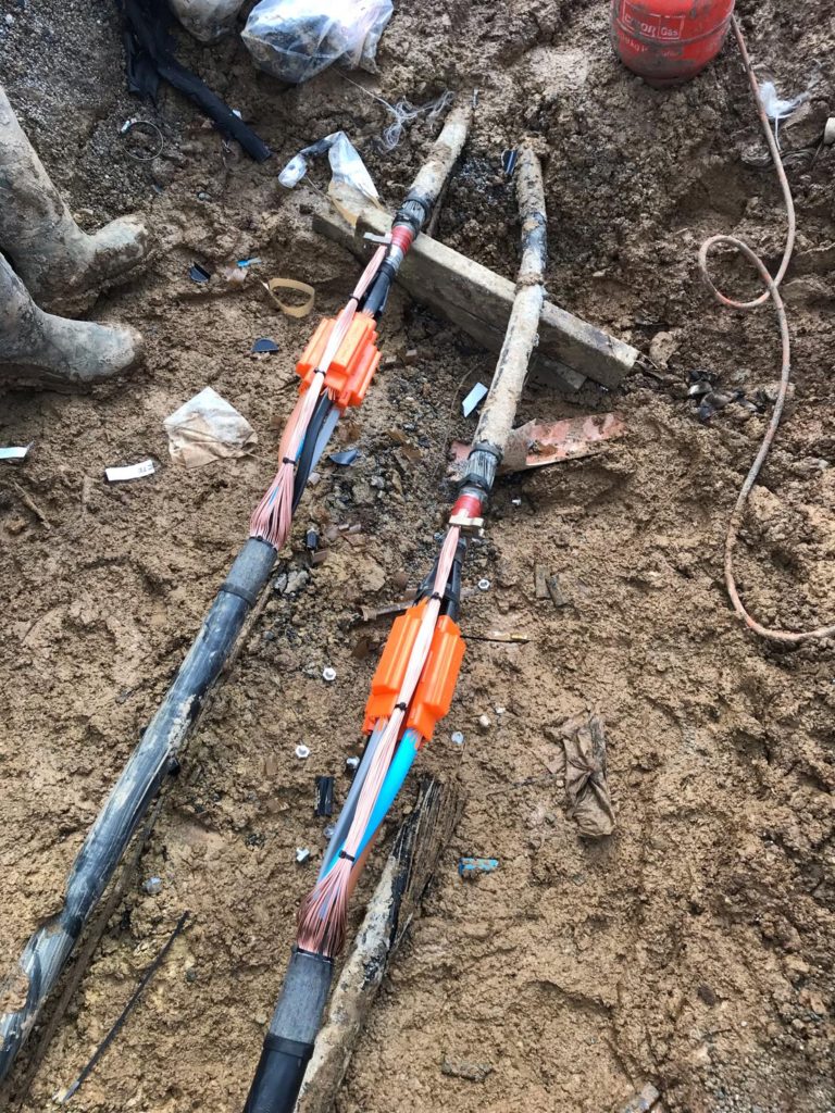 LV Cable Diversion 4 Core PILC to 4 Core Wavecon Straight Joint