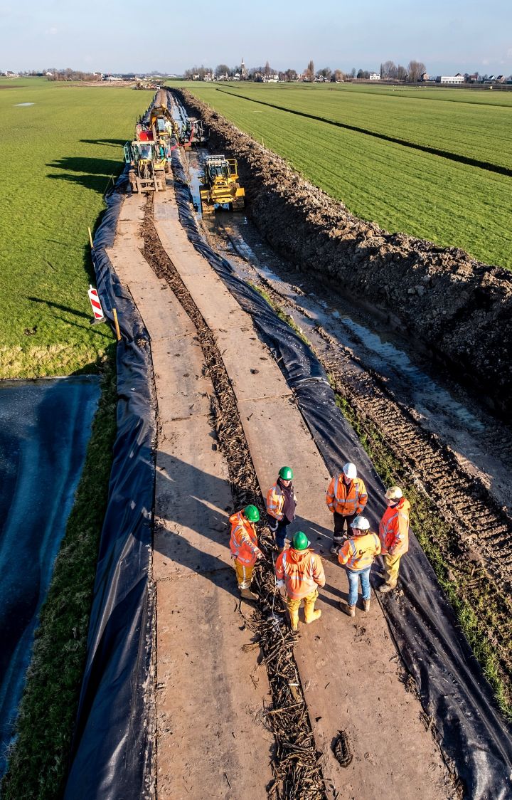 Cable Ploughing | MV HV HV 11kV 33kV Ploughing Cables | Power Fibre